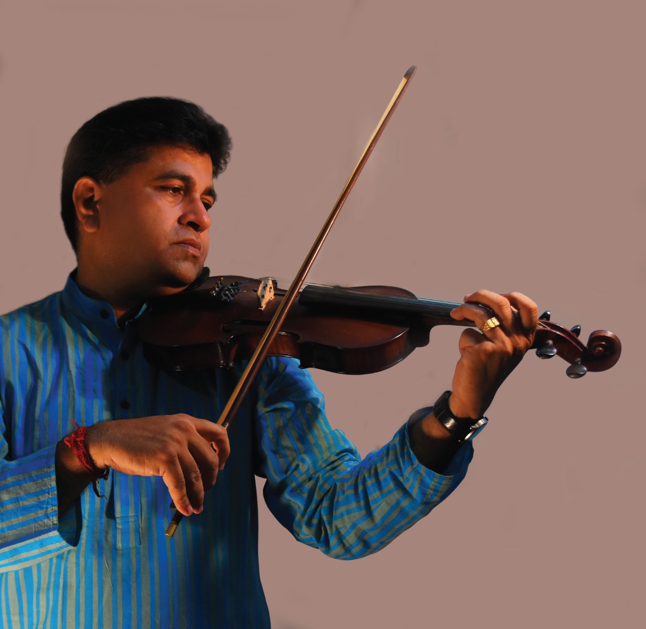 Learn Violin With Amitabha Banerjee | Muzigal